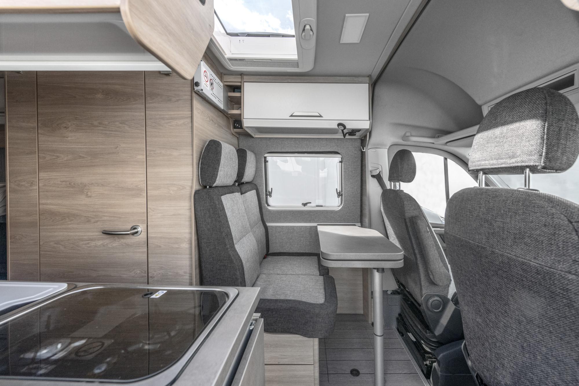 Knaus Boxdrive 680ME | Petroni - Najam, prodaja i servis kampera | Od 1992.