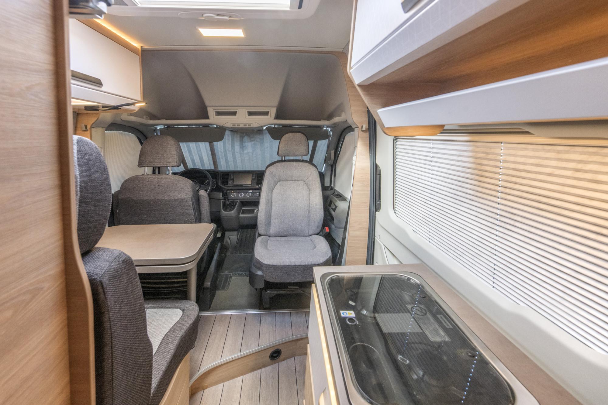 Knaus Boxdrive 680ME | Petroni - Najam, prodaja i servis kampera | Od 1992.